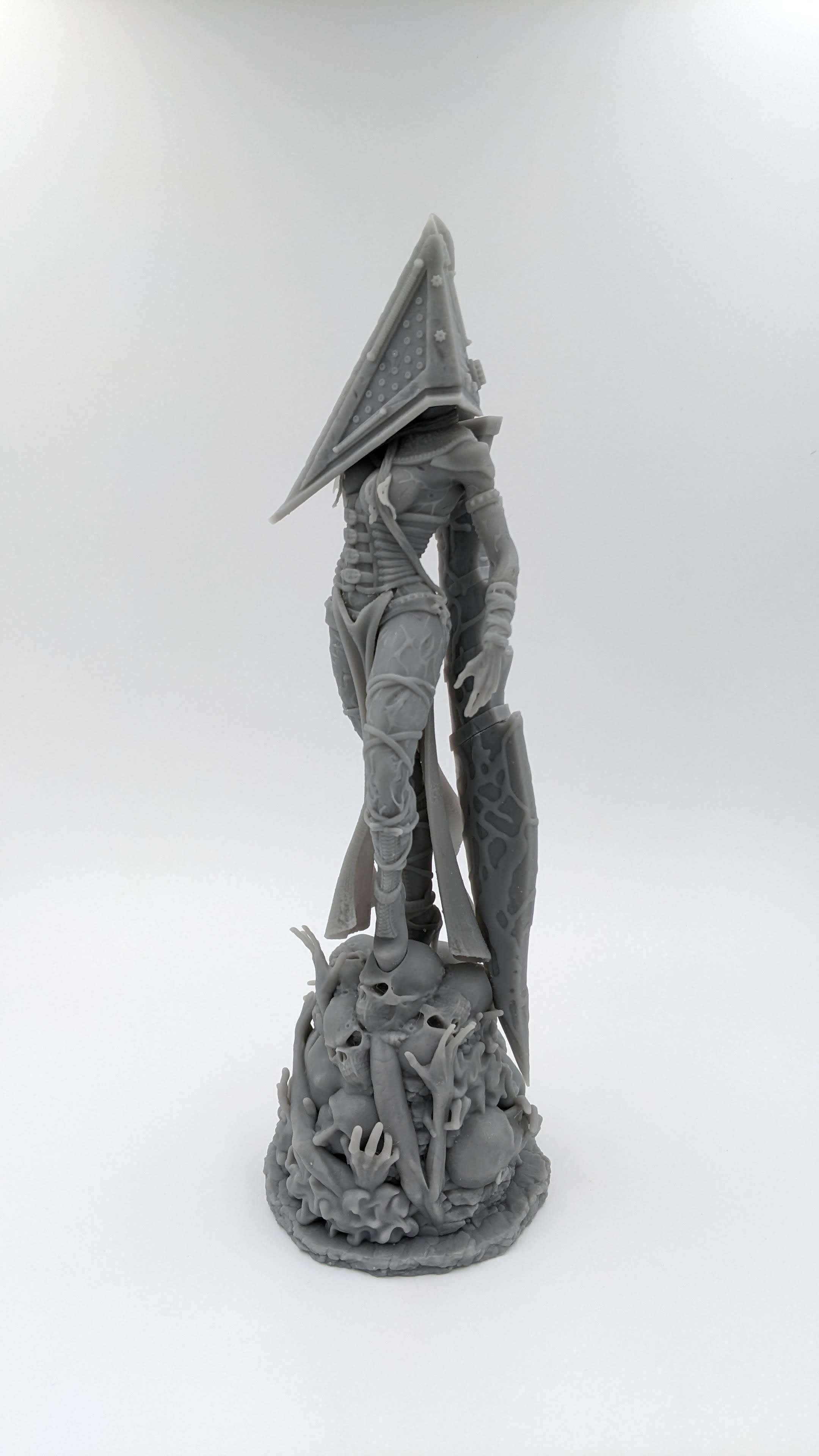 Lady Pyramid Head Silent Hill Model Kit – Darkteck 3D