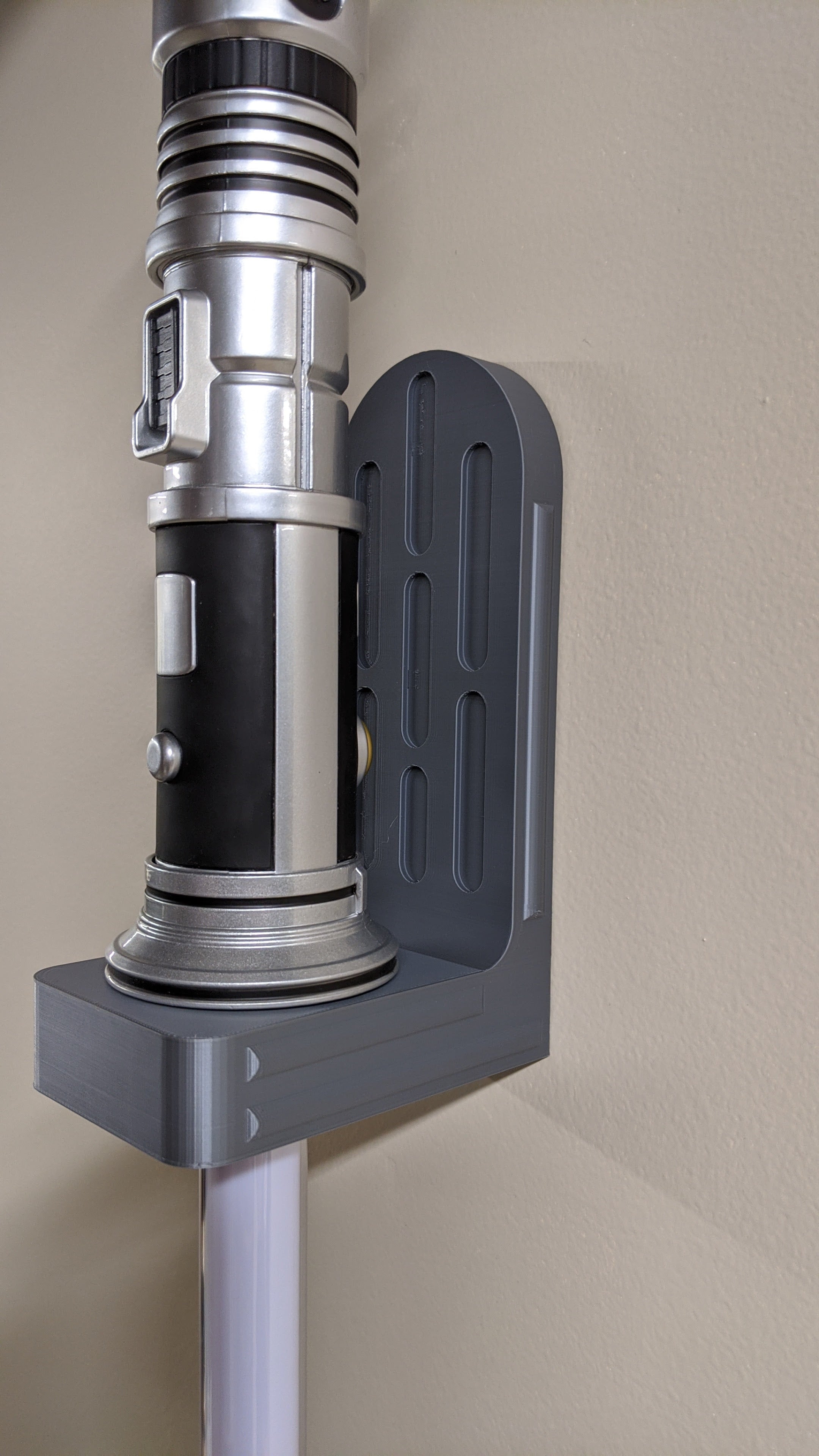 Star Wars Lightsaber Wall Mount – Darkteck 3D