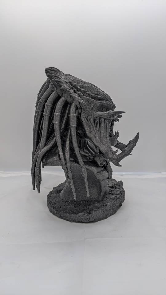 The Predator : Wolf Predator Bust – Darkteck 3D